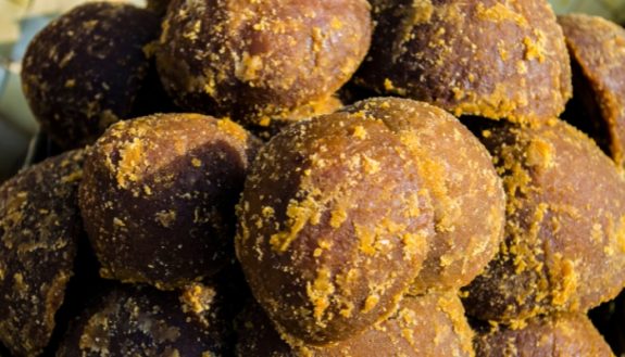 Different Types of Jaggery And Their Amazing Health Benefits